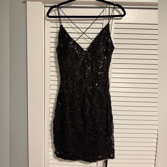 Windsor | Dresses | Windsor Black Sequin Dress Open Back Size Large | Poshmark